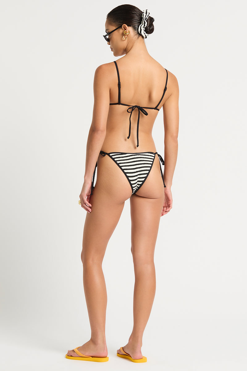 Pip Anisha Brief – bond-eye Australia